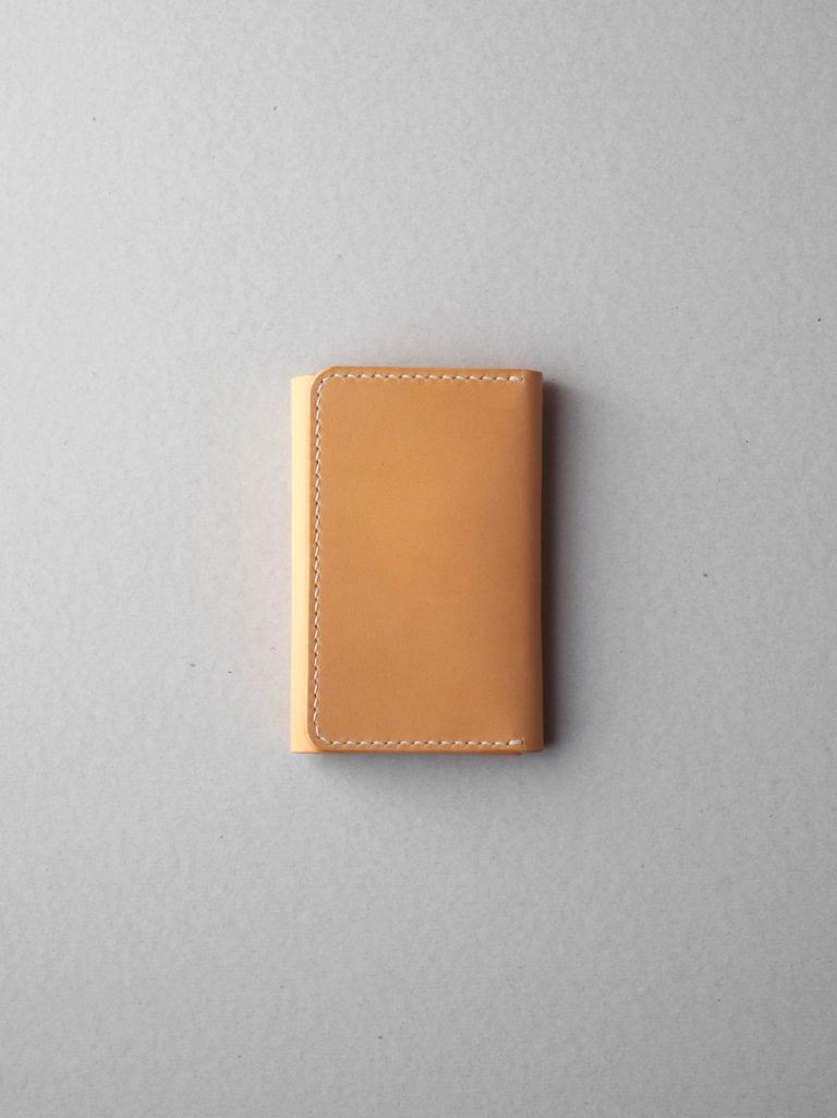 生成りのカードケース3型をつくる | kumosha
