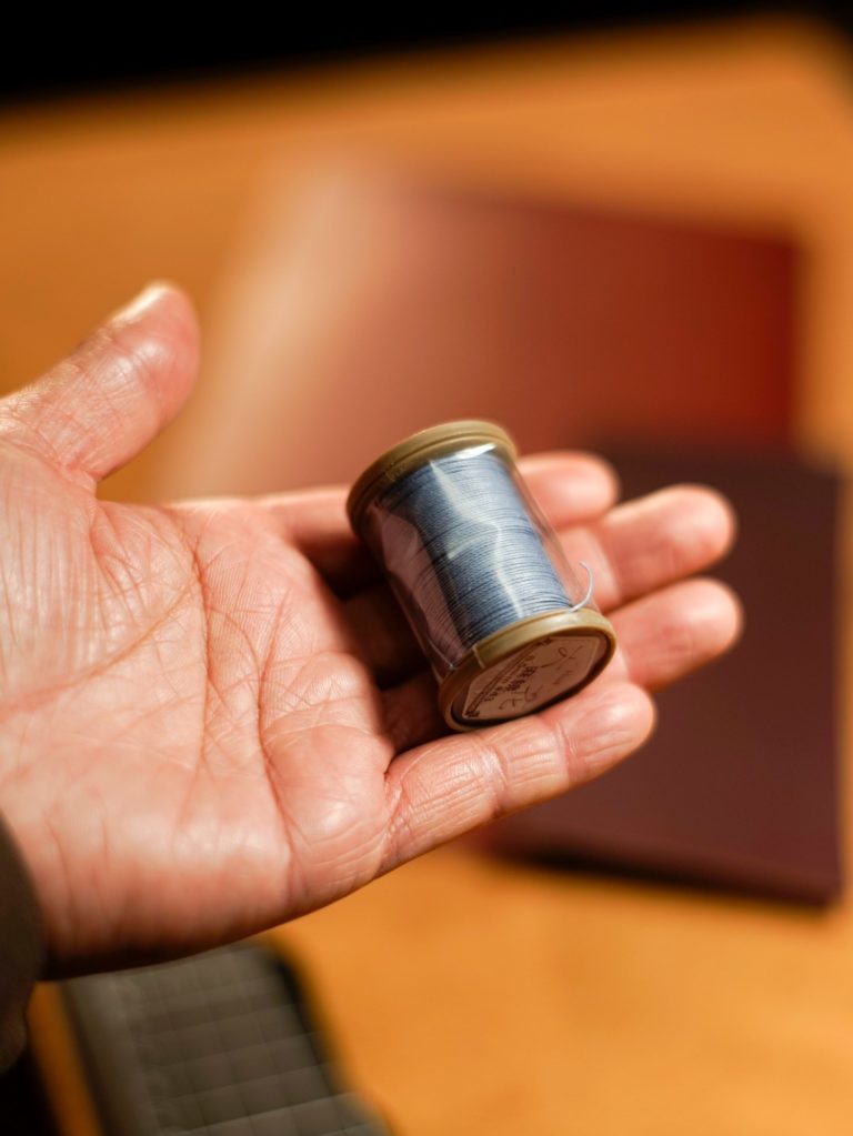 ワインレッドのほぼ日手帳カバーWEEKSサイズをつくる | kumosha